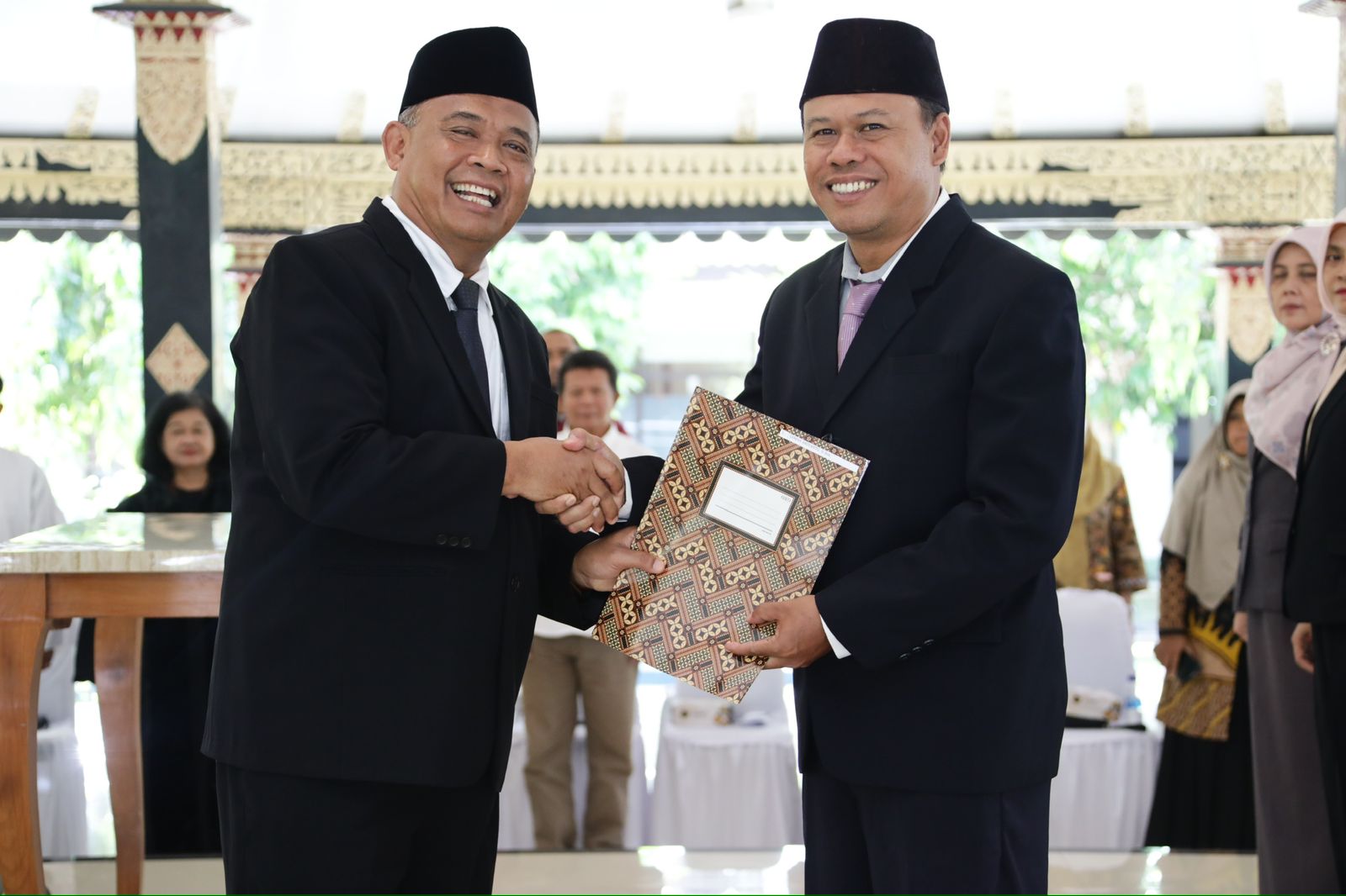 Bupati Sleman Lantik 8 Anggota KPAD Periode 2026–2028 - OPINI JOGJA